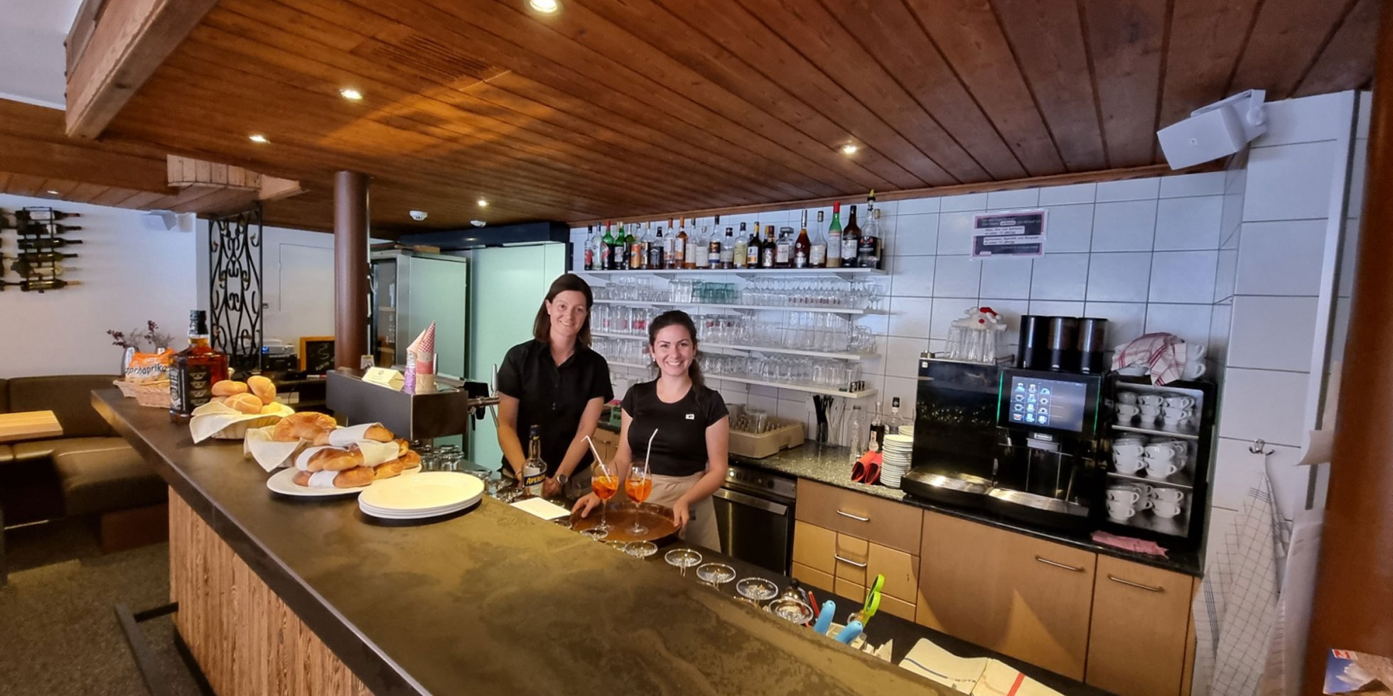 Hotel Astoria Ulrichen | Hotel Astoria im Obergoms in Ulrichen ...